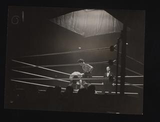 A photographic print of Sports, Boxing, Strickland v Delaney, 29.11.37 ...
