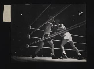 A photographic print of Sports, Boxing, Armstrong v Roderick, 25.5.39 ...