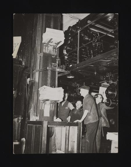 A photographic print of Daily Herald, Typesetting & Printing | Science ...