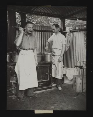 A photographic print of Army, Cooks | Science Museum Group Collection