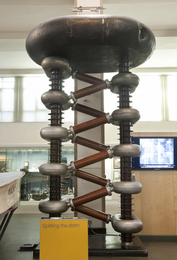 Cascade generator for 1.5 million volt accelerator | Science Museum ...