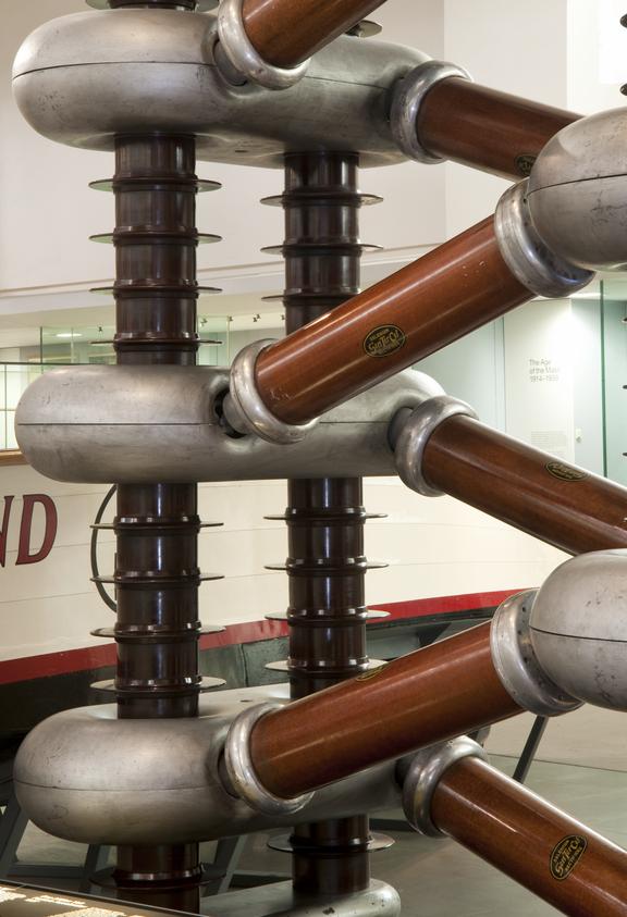 Cascade generator for 1.5 million volt accelerator | Science Museum ...