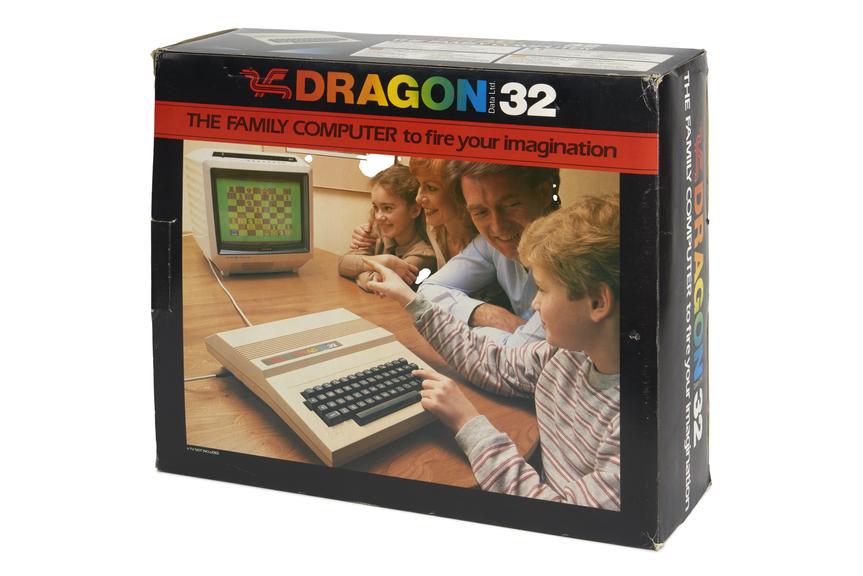 Dragon 32 Microcomputer | Science Museum Group Collection