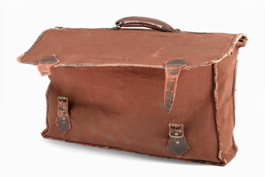 Surgical instrument set and canvas bag, Europe, 1941 | Science Museum ...