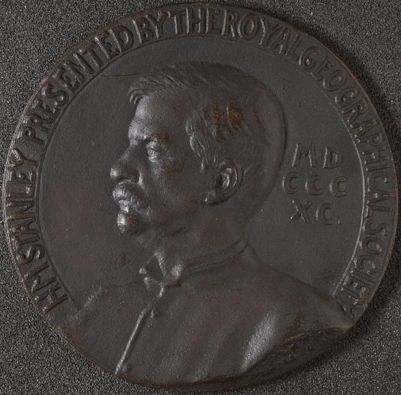 Medal of bronzed metal commemorating 3rd African journey of Sir H.M ...