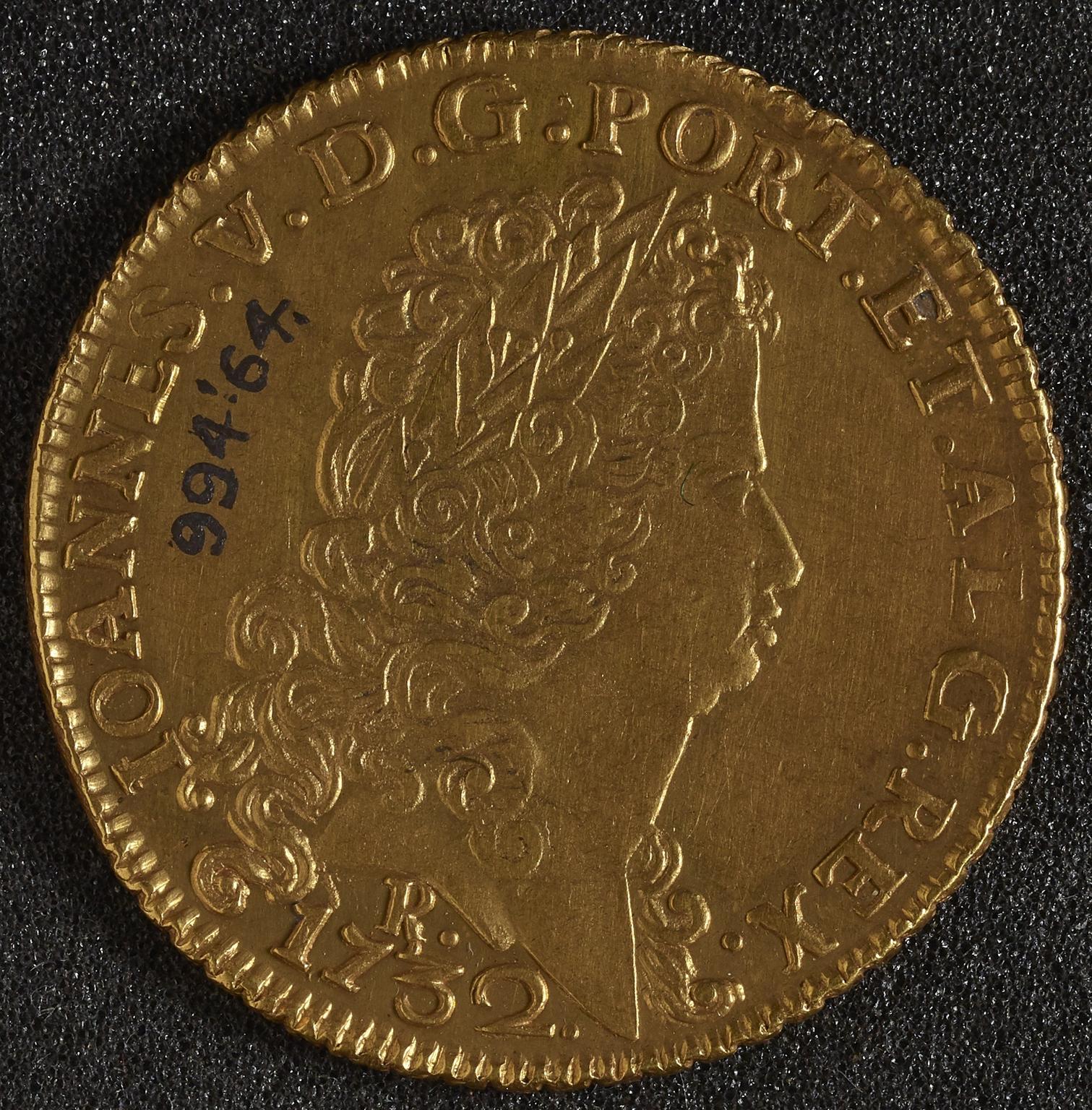 Gold Doubloon coin of John V (Portugal) | Science Museum Group Collection