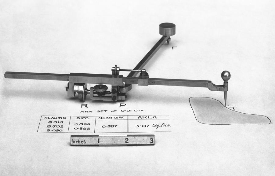 Polar planimeter, Amsler's | Science Museum Group Collection