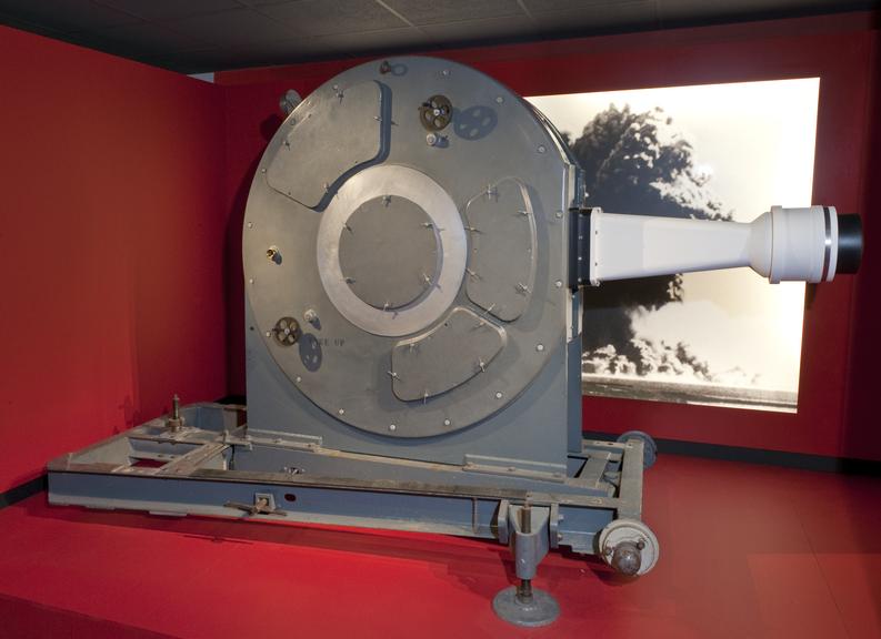 C4 Rotating Mirror High Speed Camera bolted to rectangular wheeled ...