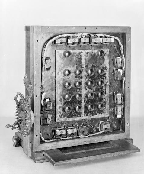 Sixteen lens cine camera by Louis Le Prince | Science Museum Group ...