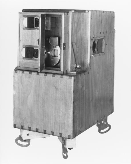 Single-lens Cine Camera by Louis Le Prince | Science Museum Group ...