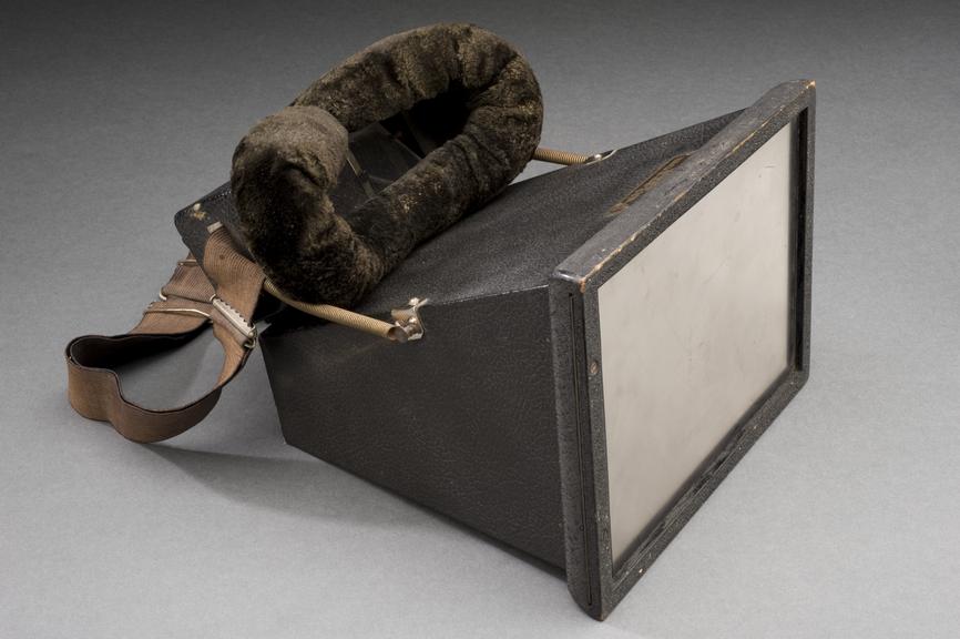 Portable fluoroscope, Europe, 1912-1922 | Science Museum Group Collection