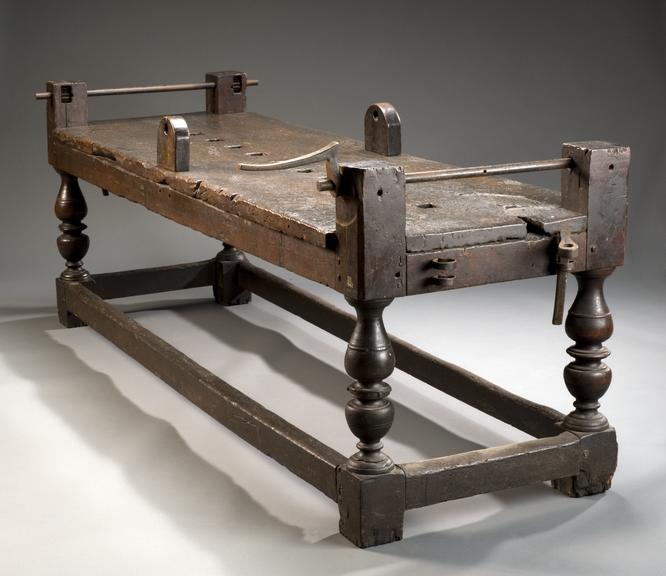 'Luxation' traction table, Italy, 1521-1570 | Science Museum Group ...