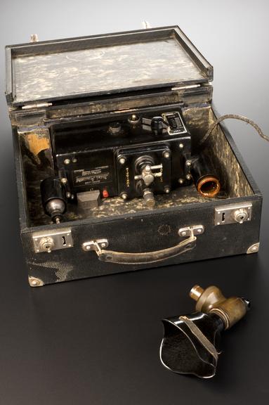 'Pneumostat' inhaler, London, England, 1934-1935 | Science Museum Group ...