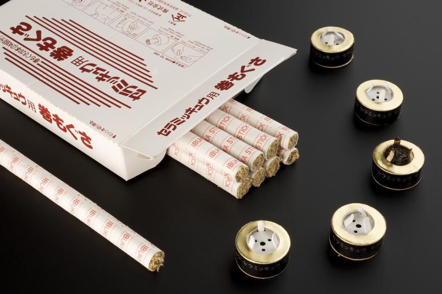 Moxibustion kit for self administration | Science Museum Group Collection