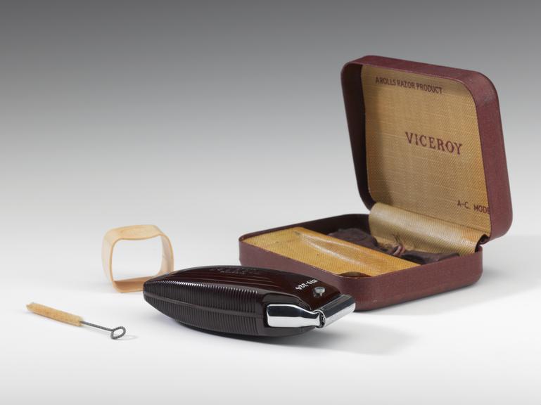 Viceroy electric dry shaver | Science Museum Group Collection