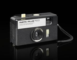 Camera, Instaplus 1100 | Science Museum Group Collection