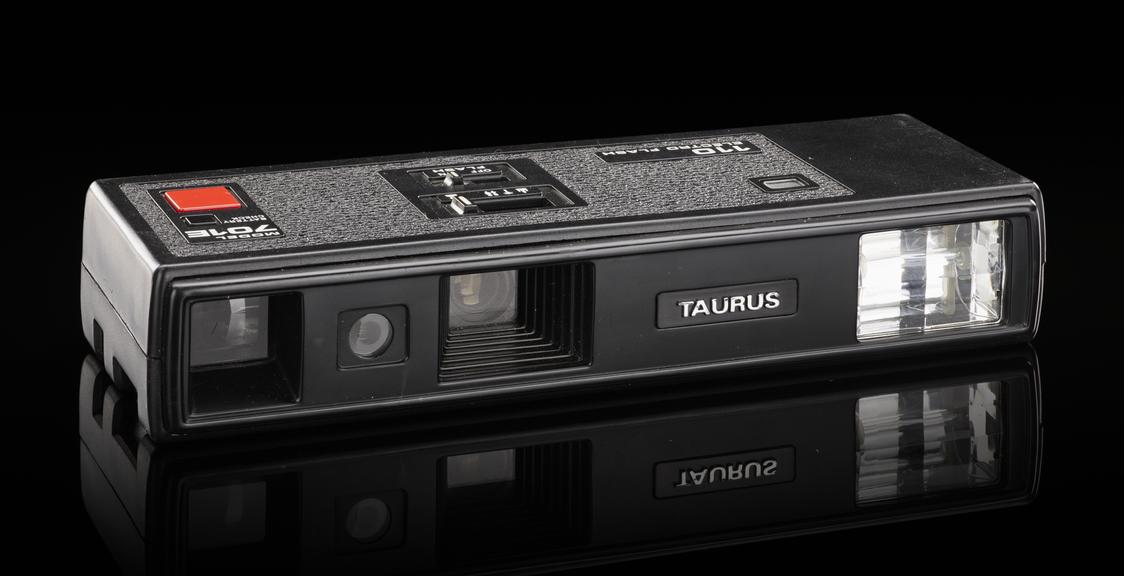 Camera from Kodak New for Old collection | Science Museum Group Collection