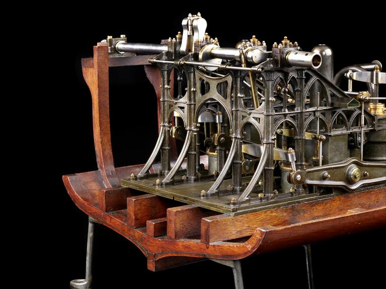 Model of a pair of side-lever engines from the H.M.S. 'Dee', (1832 ...