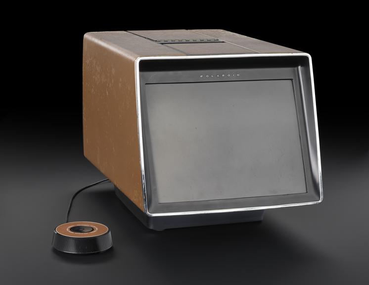 Polaroid Polavision 8mm Instant Movie System | Science Museum Group ...