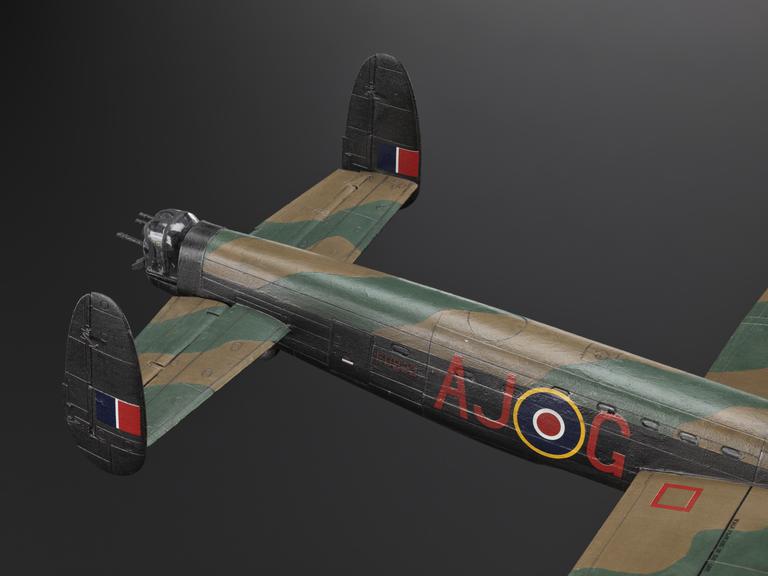 Small-scale model of an AVRO Lancaster aircraft | Science Museum Group ...