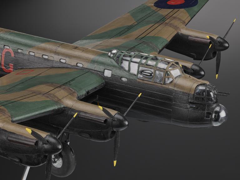 Small-scale model of an AVRO Lancaster aircraft | Science Museum Group ...