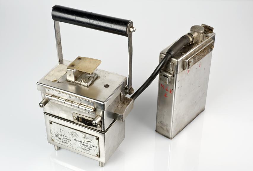 Dust and air sampler, England, 1970-1980 | Science Museum Group Collection
