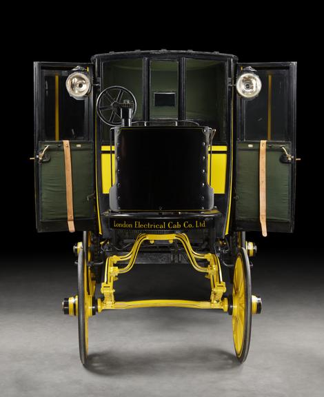 Bersey Electric Taxi Cab | Science Museum Group Collection