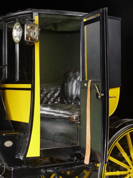Bersey Electric Taxi Cab | Science Museum Group Collection