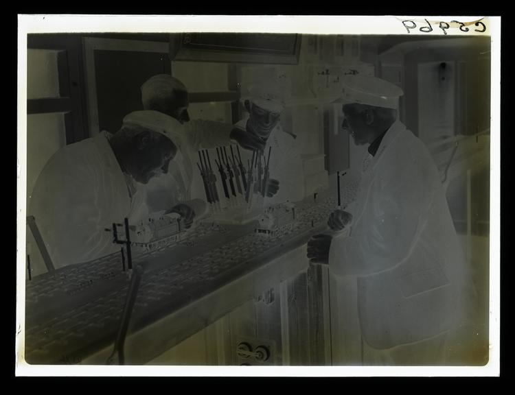 Railway coach as mobile signalling van for instructing LNER staff ...