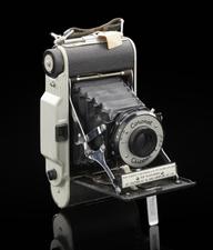 Camera, Coronet Clipper | Science Museum Group Collection