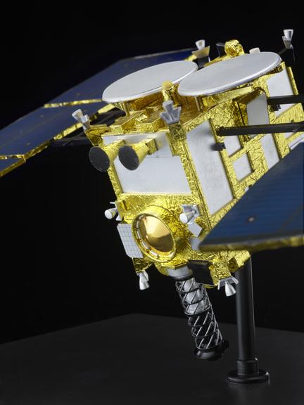 Model of JAXA's Hayabusa2 spacecraft, 1:20 scale | Science Museum Group ...