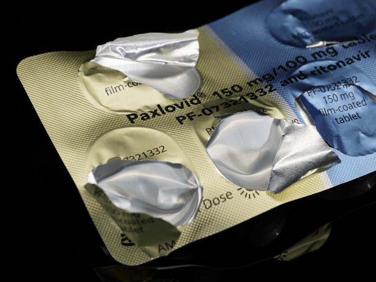 Packaging for Paxlovid | Science Museum Group Collection