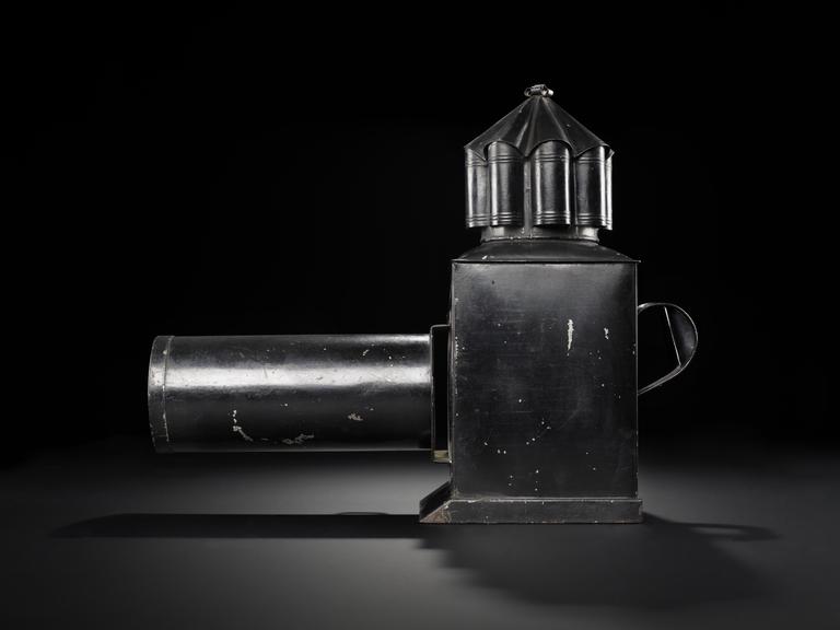 Phantasmagoria magic lantern, late 18th century | Science Museum Group ...