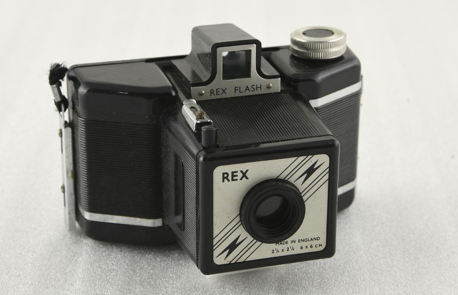 Camera from Kodak New for Old collection | Science Museum Group Collection
