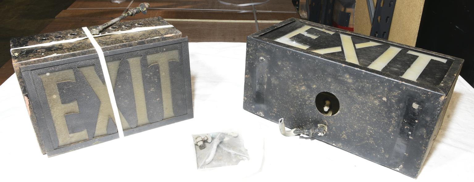 Gas Emergency Exit Signs and Gas Mantle Light | Science Museum Group ...