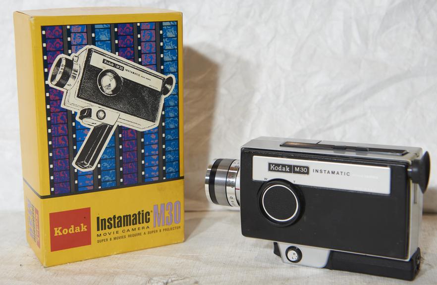 Kodak Instamatic Movie Camera M30 | Science Museum Group Collection