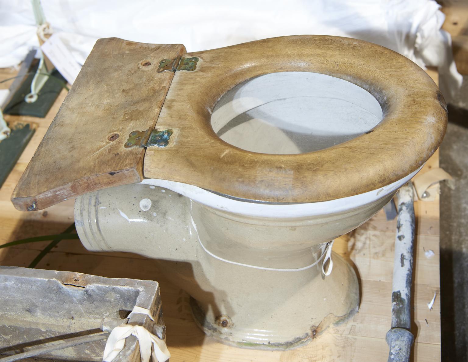 Stoneware 'Lion' Ceramic Water Closet | Science Museum Group Collection