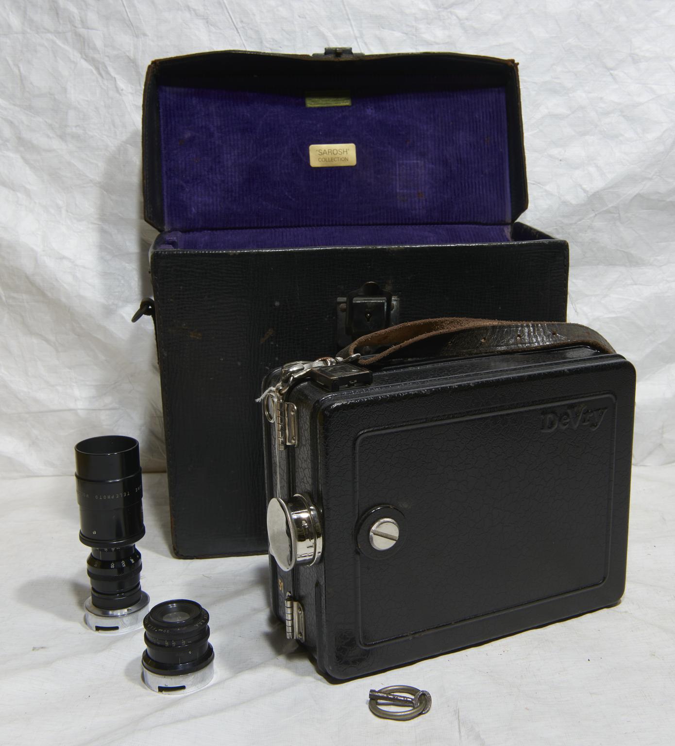 DeVry 35mm Cine Camera | Science Museum Group Collection