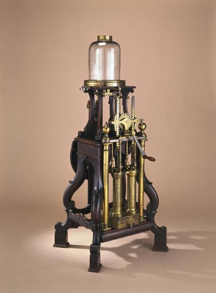 George III's double-barrelled air pump | Science Museum Group Collection