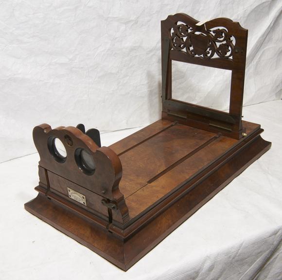 Negretti and Zambra Stereo-graphoscope | Science Museum Group Collection