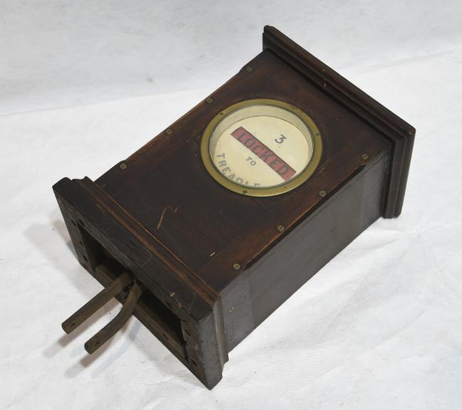 Telegraph Block Instrument, Markham North | Science Museum Group Collection
