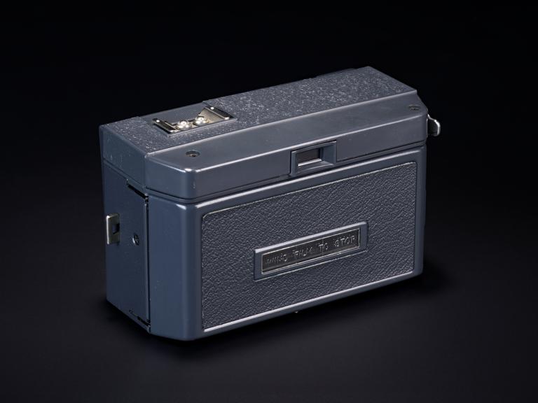 Kodak Instamatic 50 camera | Science Museum Group Collection