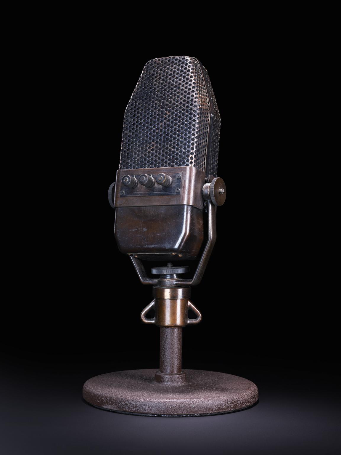 BBC Marconi AXBT Microphone & matching desk stand | Science Museum ...