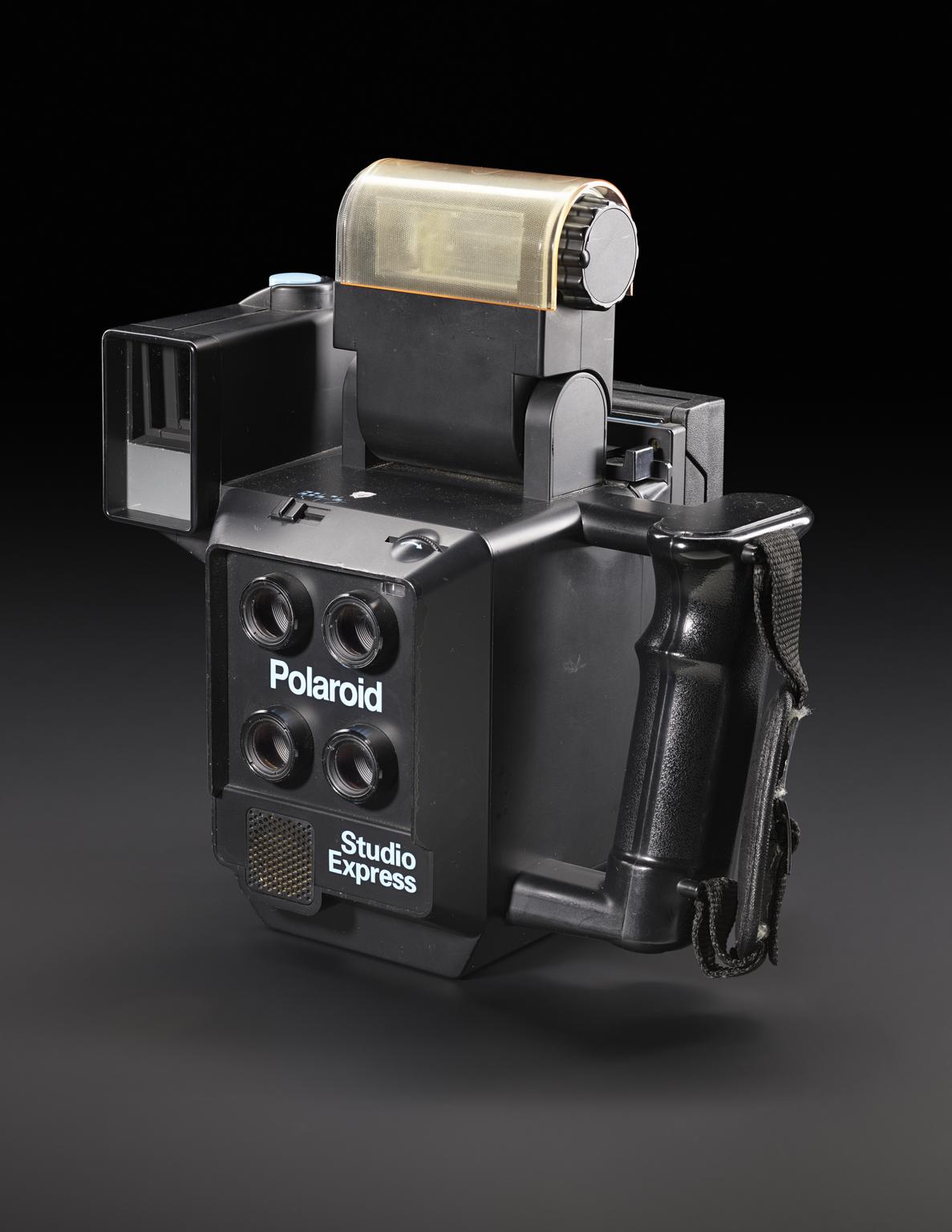 Polaroid Studio Express 403 camera | Science Museum Group Collection