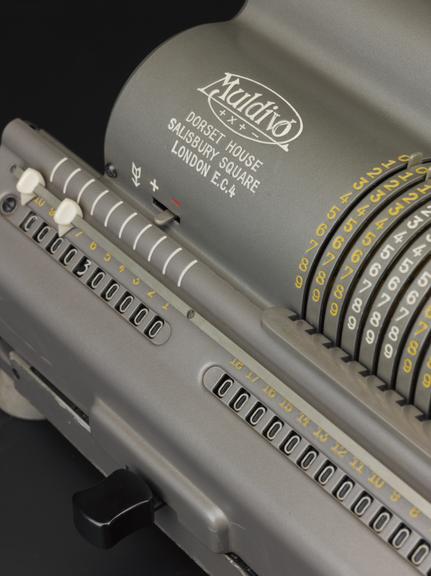 Thales manual barrel calculating machine | Science Museum Group Collection