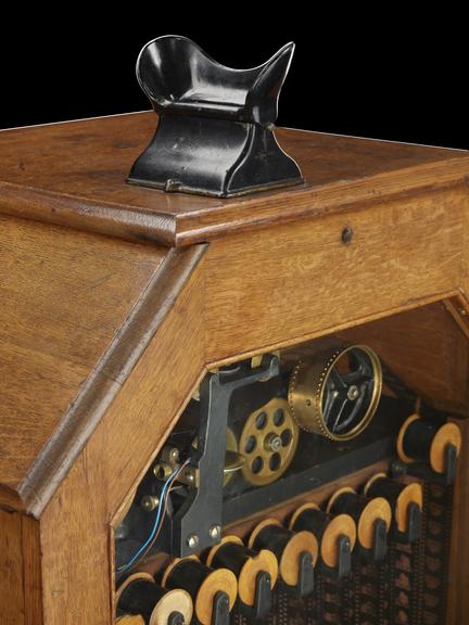 Edison Kinetophone (or Phonokinetoscope) | Science Museum Group Collection
