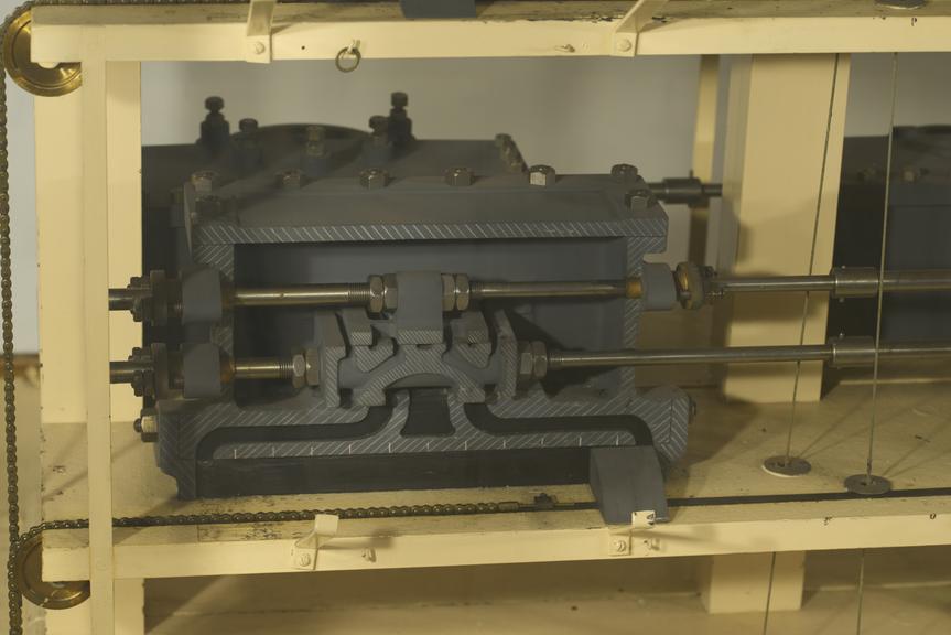 Model of Back plate expansion (1839) steam engine slide valve for ...
