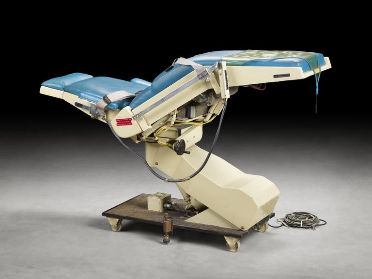 EMI CT Brain Scanner | Science Museum Group Collection