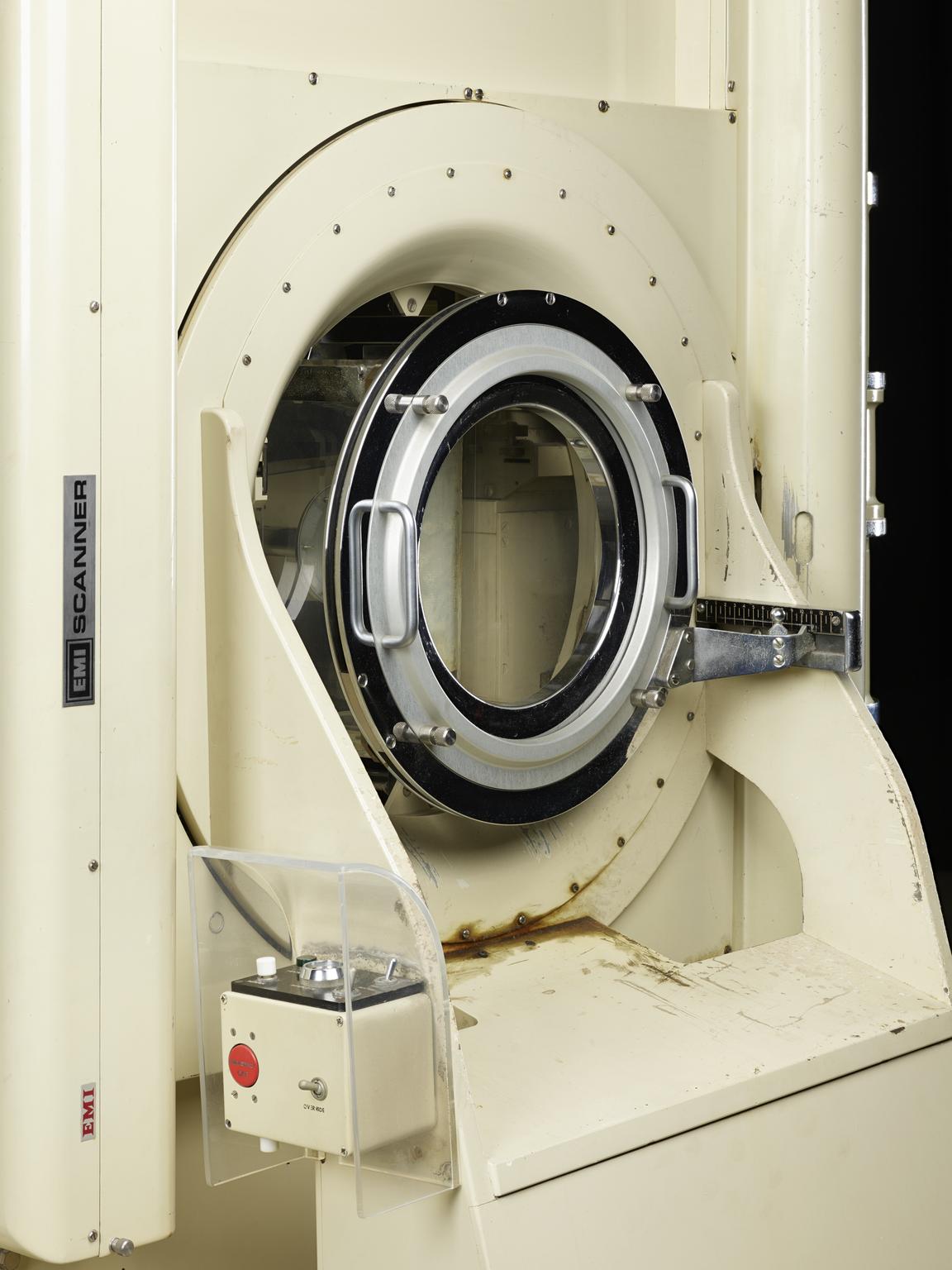 EMI CT Brain Scanner | Science Museum Group Collection
