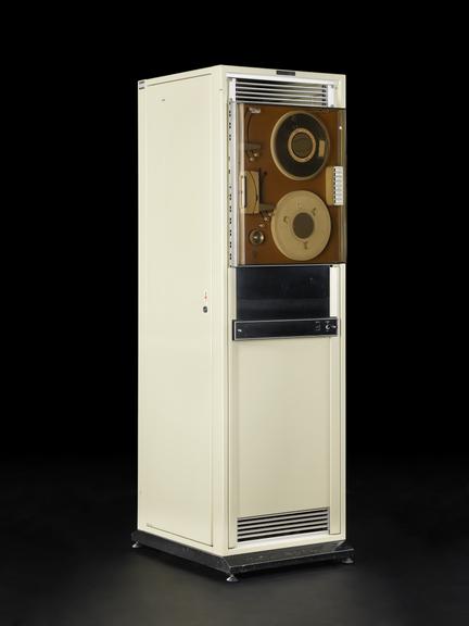 EMI CT Brain Scanner | Science Museum Group Collection